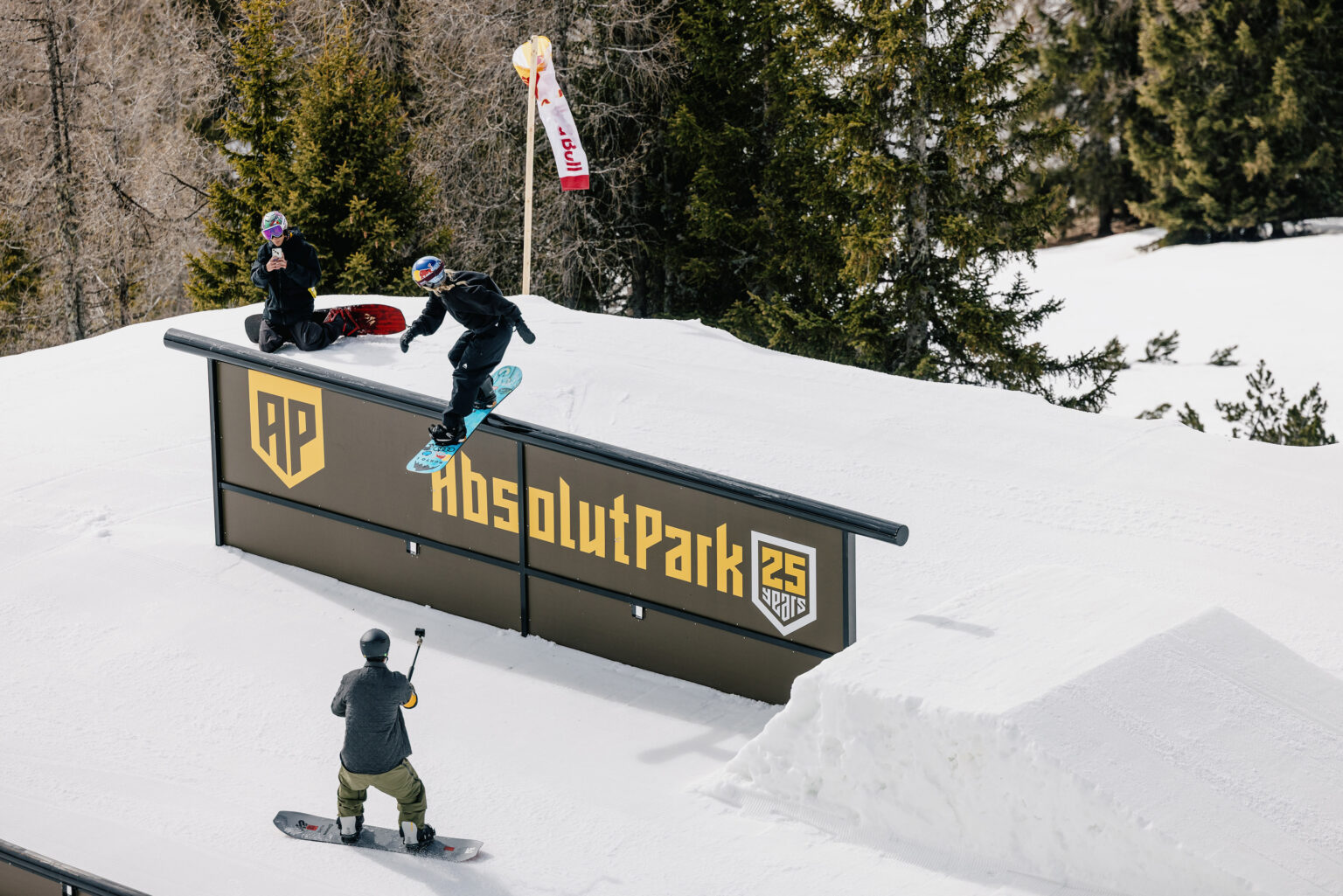 The Spring Battle 2025 Slopestyle Awards go to Zoi Sadowski Synnott ...